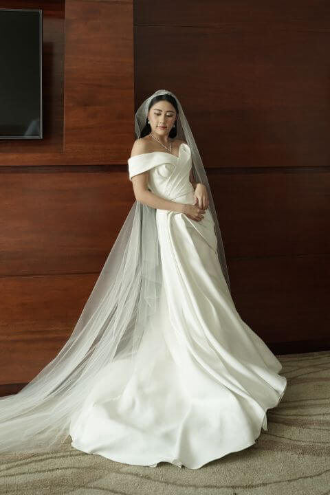 Adeline’s Bride Story - Angela Chung