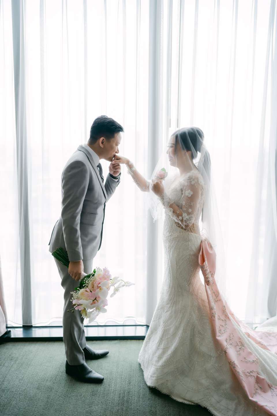 Evelyn’s Bride Story - Angela Chung